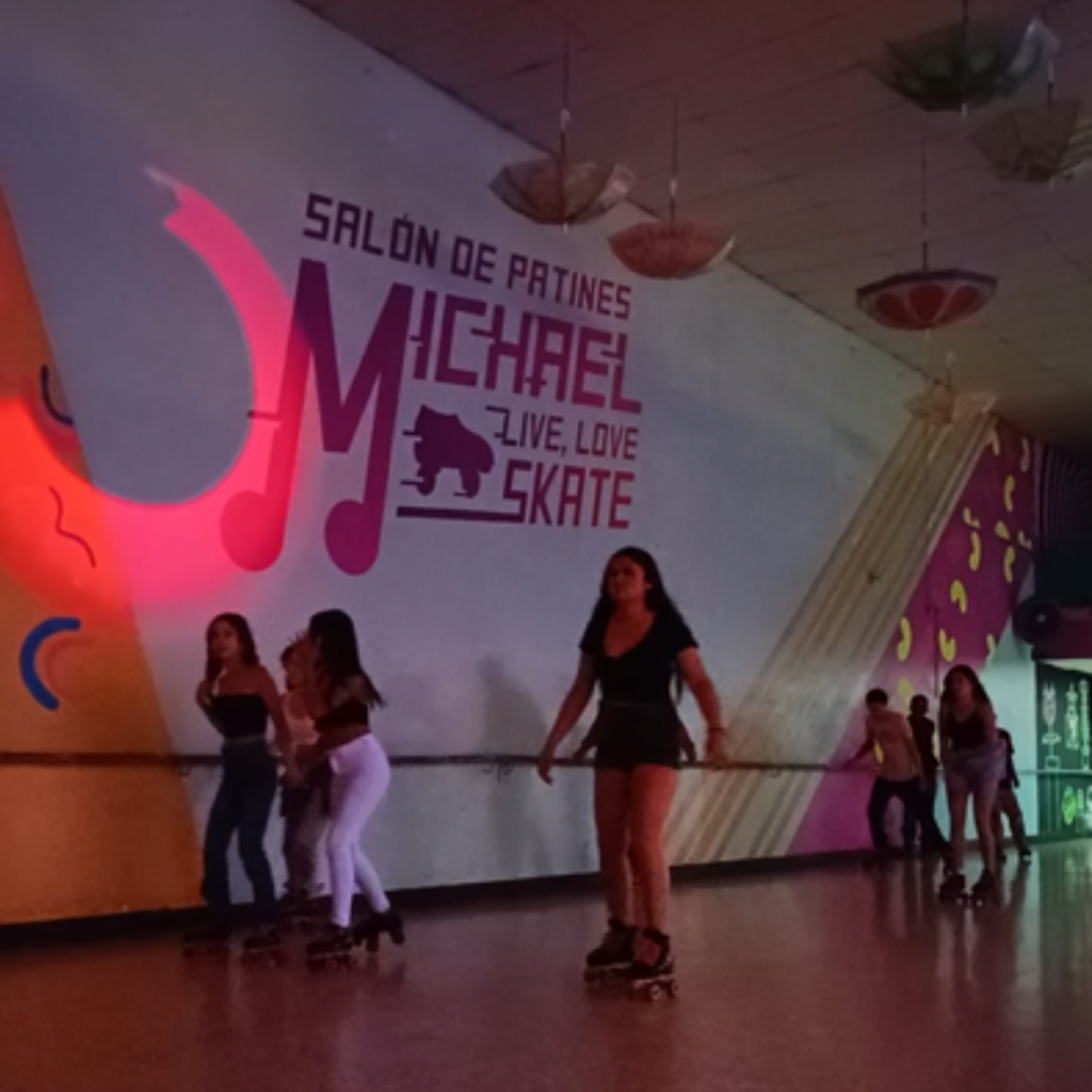 Patines Michael Manley - Centro Comercial Guadalupe